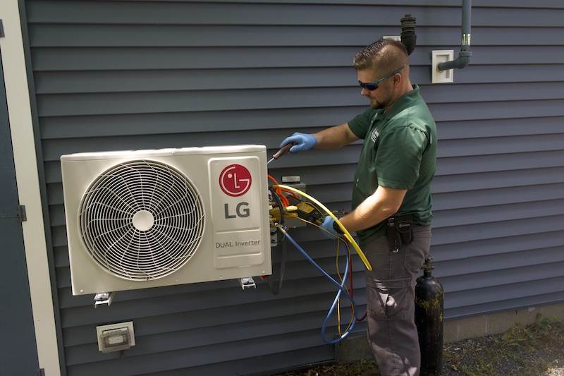 AC SERVICE | Maintenance | Facility management Services In UAE